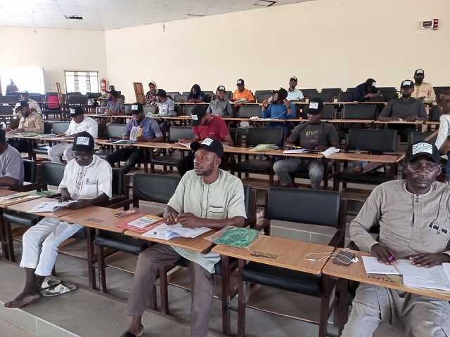Senator Oseni Trains Kogi Central Artisans on Digital Literacy ...
